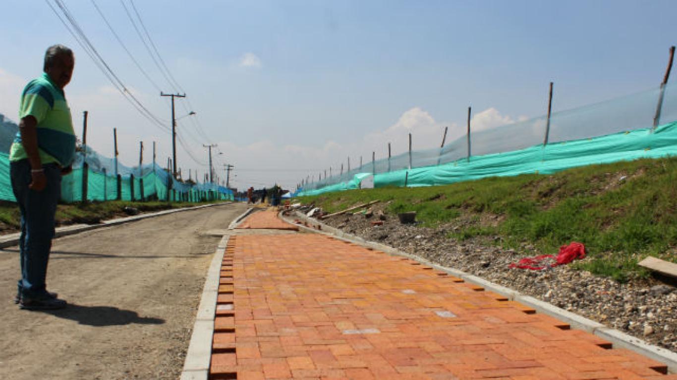 Reviven y construyen CicloRutas en cercanías al Río Fucha | Bogota.gov.co